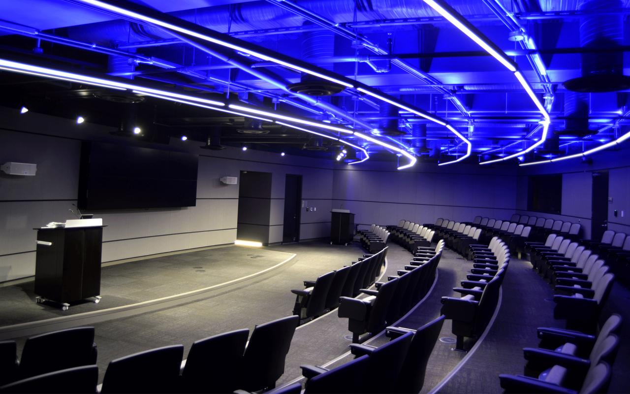 Special Use Office Building - Projects - Vode Lighting - Adaptive ...