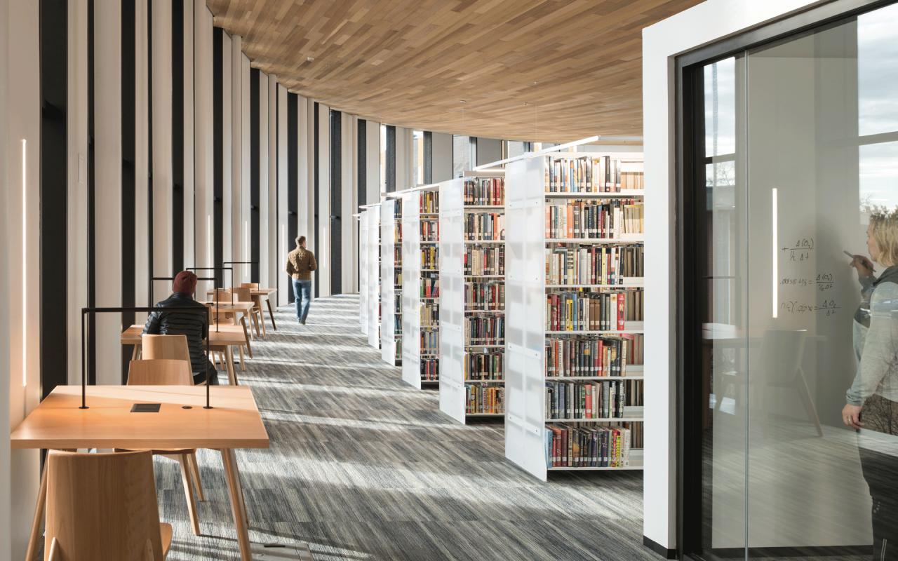 Cruzen-Murray Academic Library - Projects - Vode Lighting - Adaptive ...